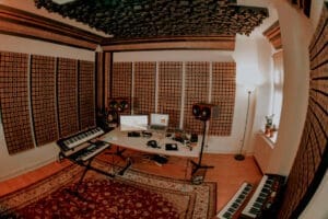 Room. Sound. Design. – by t.akustik